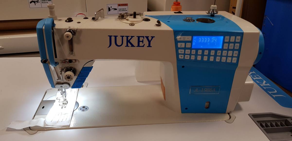 Industrijski avtomatski šivalni stroj JUKEY JL-1986-A